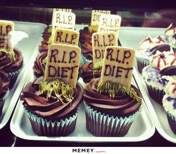 Let Them Eat ... Cupcakes! Cupcake memes and recipes - Munofore